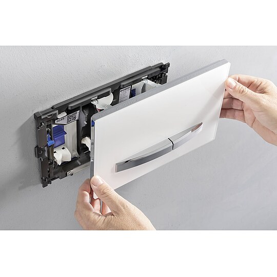 Betätigungsplatte SIGMA50 schwarz/ glanz-chrom/ chrom-gebürste